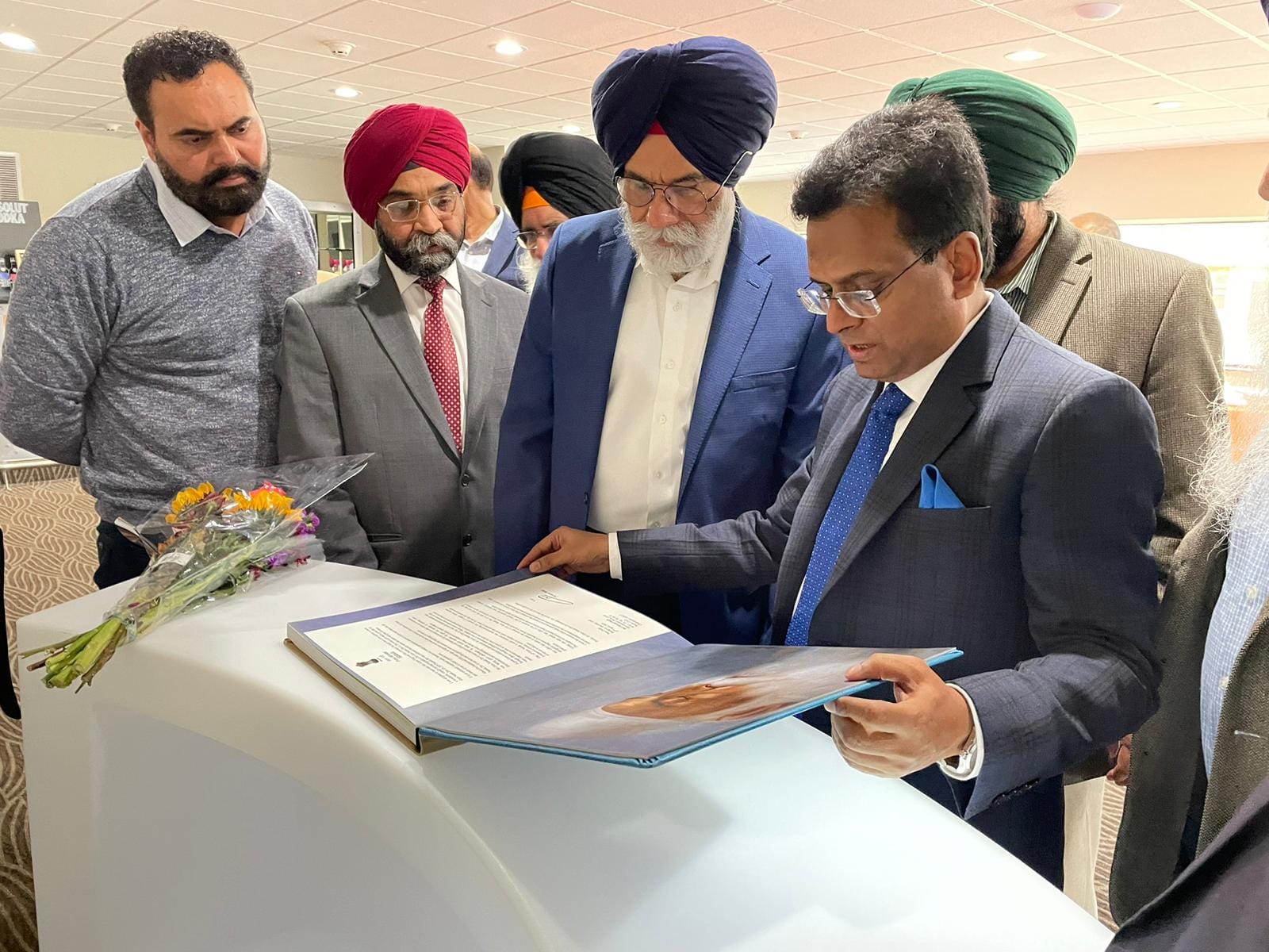 Consul General met representatives of the Sikh community in Wisconsin ...